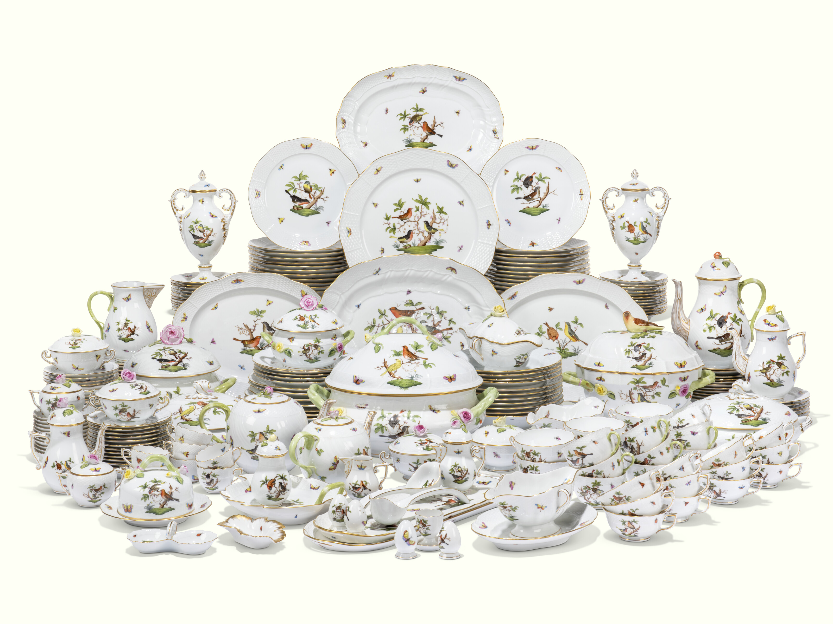 AN EXTENSIVE HEREND PORCELAIN 'ROTHSCHILD BIRDS' PATTERN PART TABLE ...