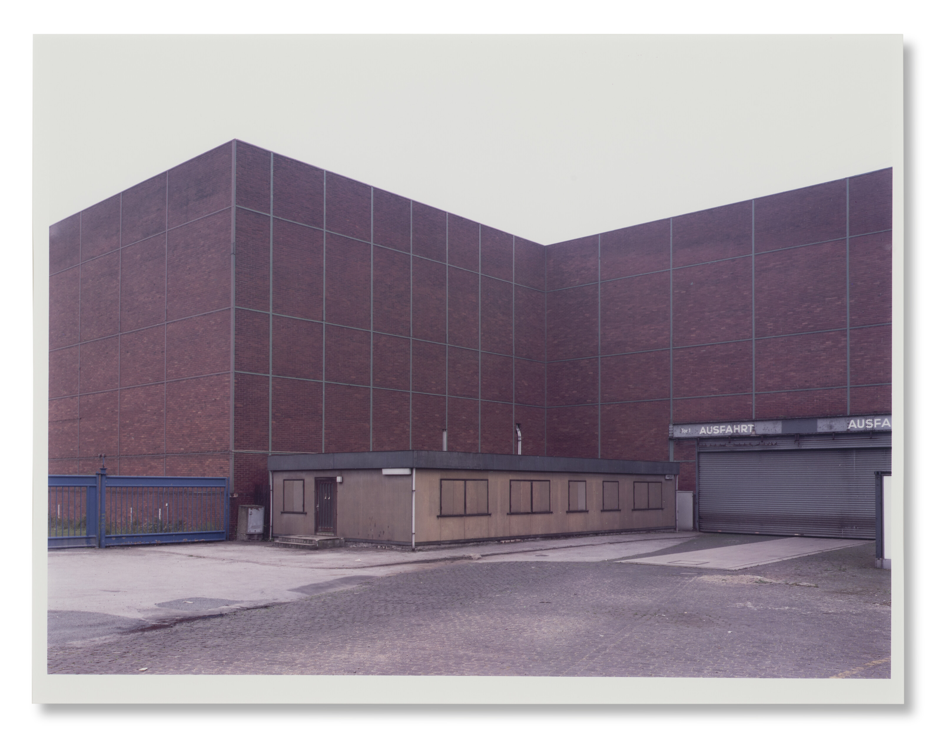 THOMAS RUFF (B. 1958), Haus Nr.3 | Christie’s