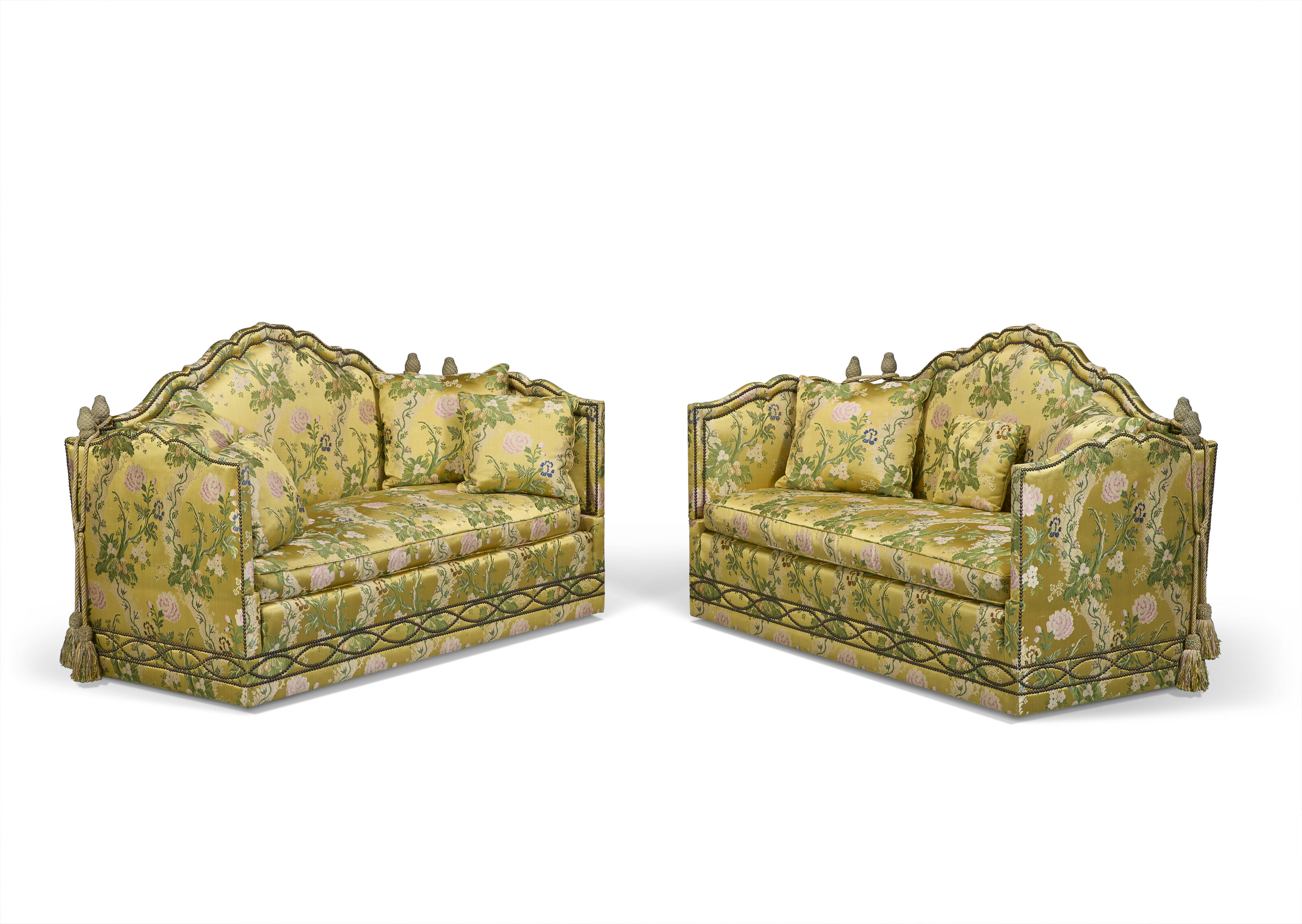 A PAIR OF SILK DAMASK UPHOLSTERED KNOLE-STYLE SOFAS, 20TH CENTURY ...