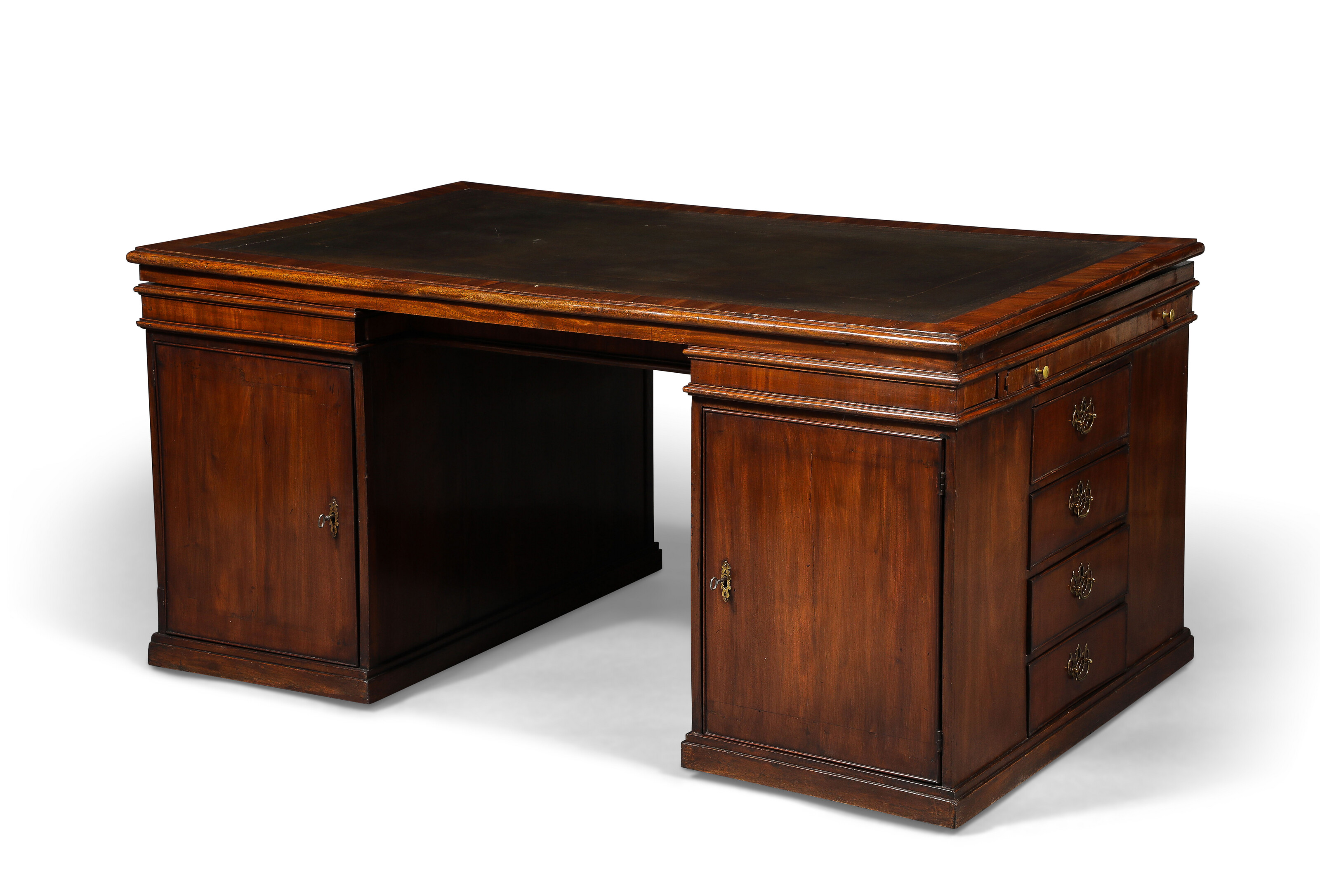 A GEORGE III MAHOGANY ARCHITECT'S PARTNERS' DESK, CIRCA 1760 | Christie’s