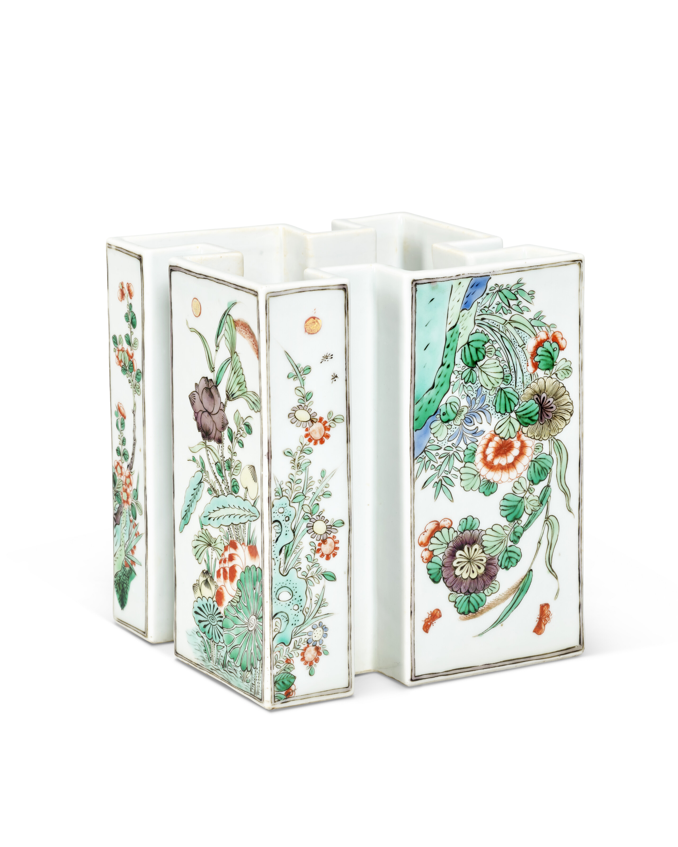 A FAMILLE VERTE 'WAN' BRUSHPOT, BITONG, CHINA, QING DYNASTY, 19TH ...