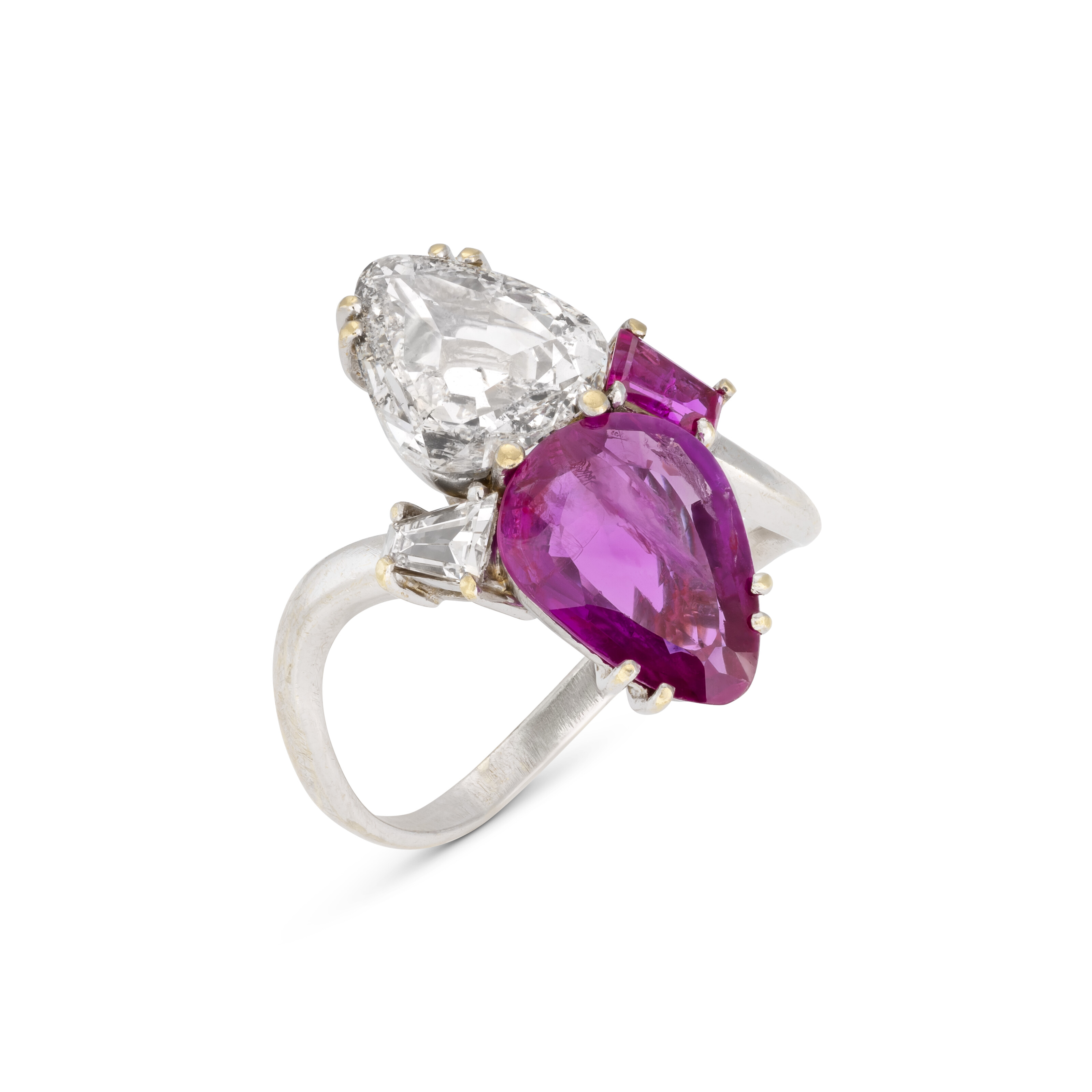 ART DECO COLOURED SAPPHIRE, RUBY AND DIAMOND RING, | Christie’s