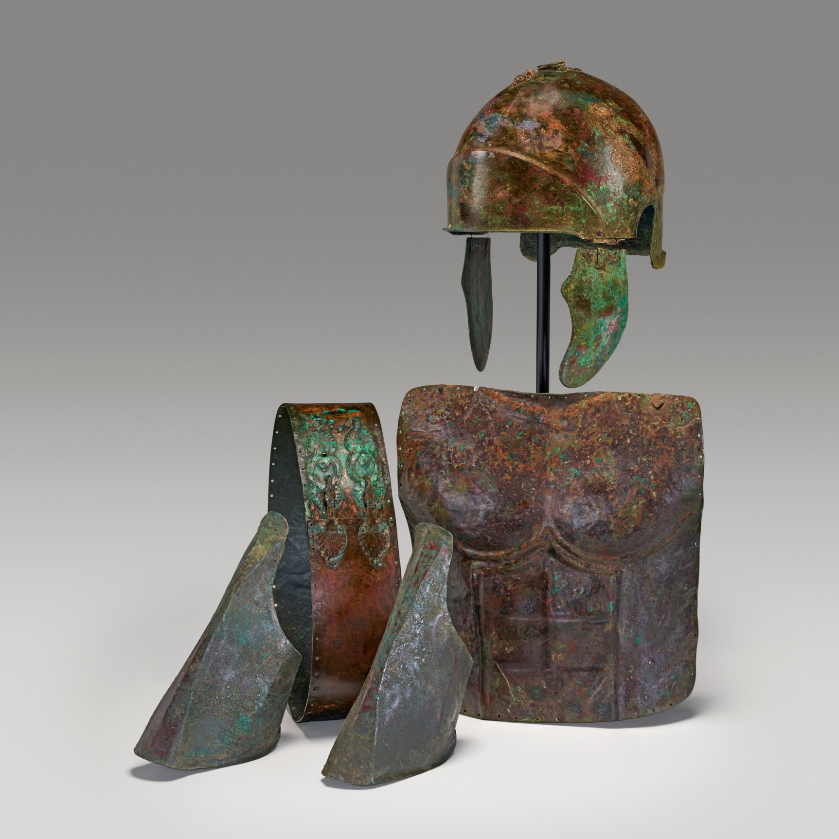 Discover ancient Greek helmets: a collecting guide | Christie's