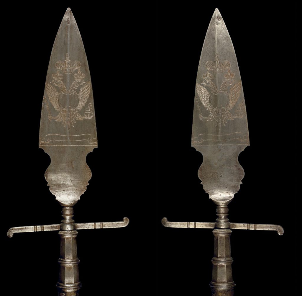 AN OFFICER'S SPONTOON - auctions & price archive