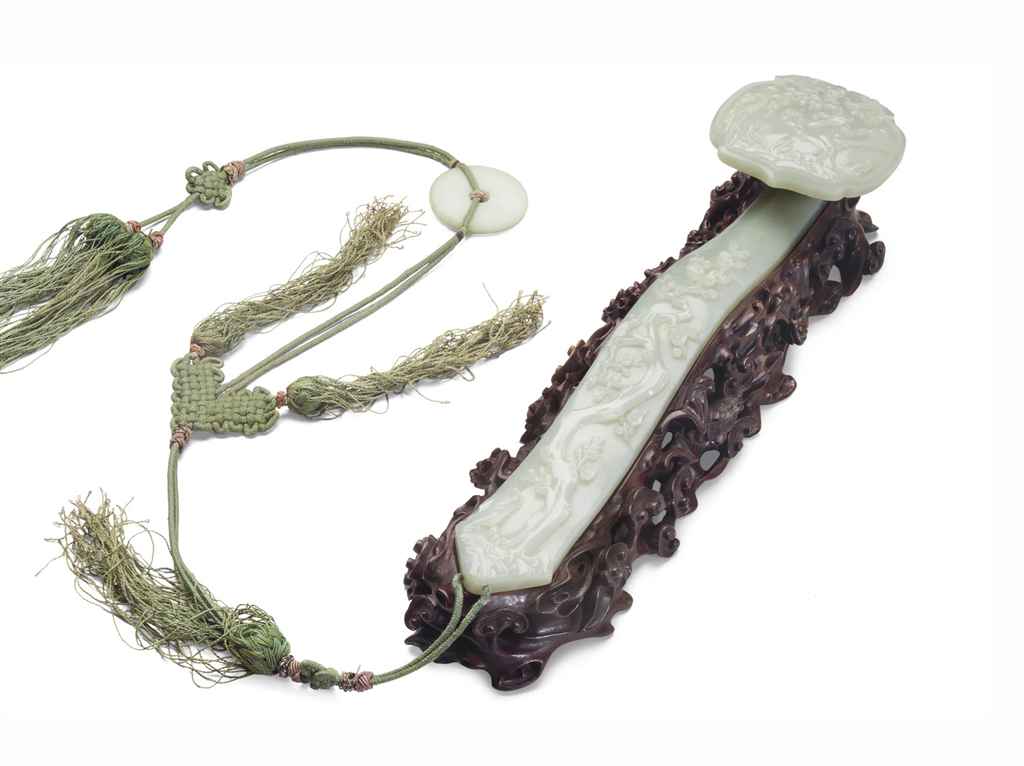 A GREENISH-WHITE JADE RUYI SCEPTER , 18TH/19TH CENTURY | Christie's