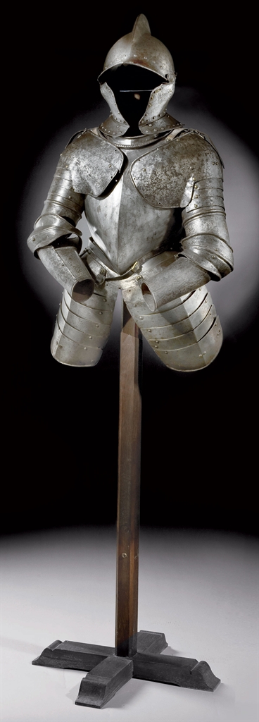 A composite half-armour. Late 16th early 17th century. | Medieval armor ...