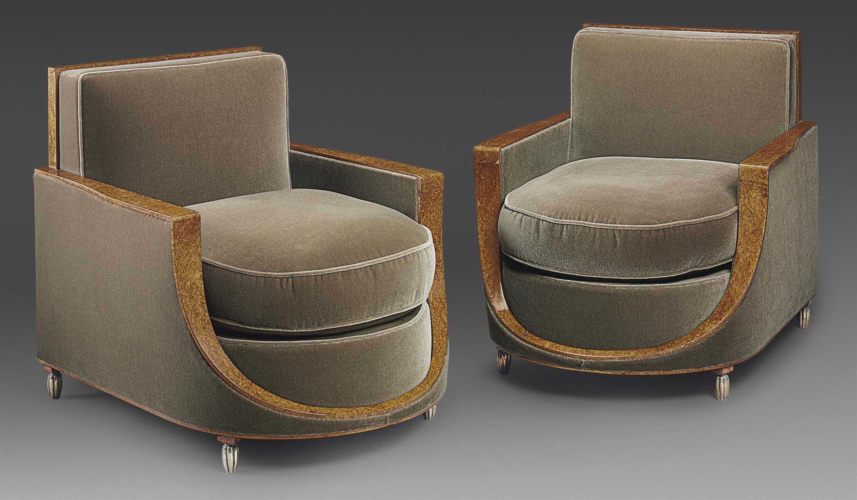 EMILE-JACQUES RUHLMANN (1879-1933) | A PAIR OF VELVET UPHOLSTERED ...