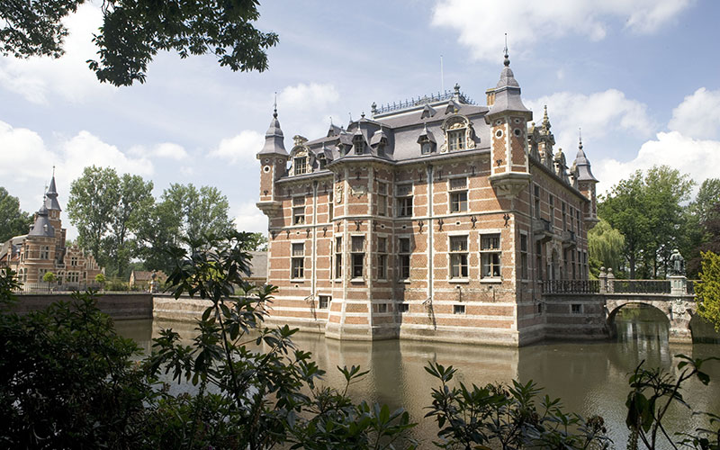 Luxury Living: Castles | Christie's