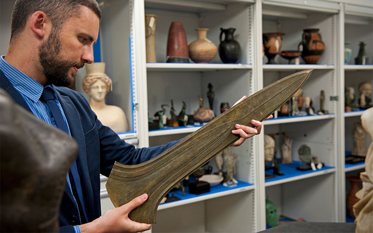 A ROMAN BRONZE BUST OF MARS